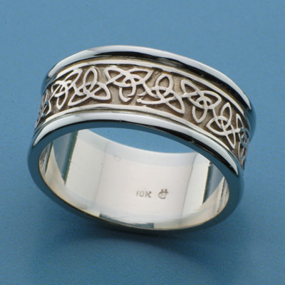 Solid Trilogy Knot Band Two Tone